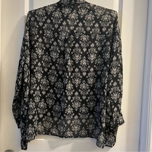 Hot Topic | Tops | Hot Topic Haunted Mansion Wallpaper Top | Poshmark